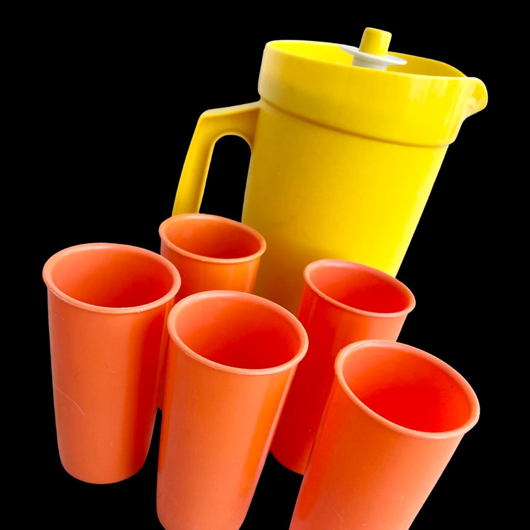 Vintage 1970s Tupperware Pitcher Set With Yellow Pitcher and Seal Tight ...
