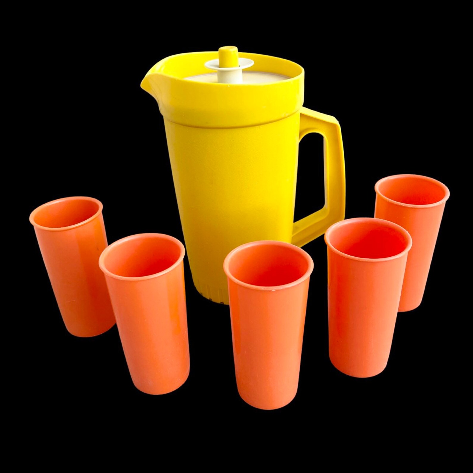Vintage 1970s Tupperware Pitcher Set With Yellow Pitcher and | Etsy