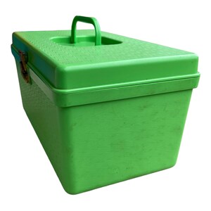 Vintage, 1970s Mod Green Wilson Sewing, Crafting and Thread Storage ...