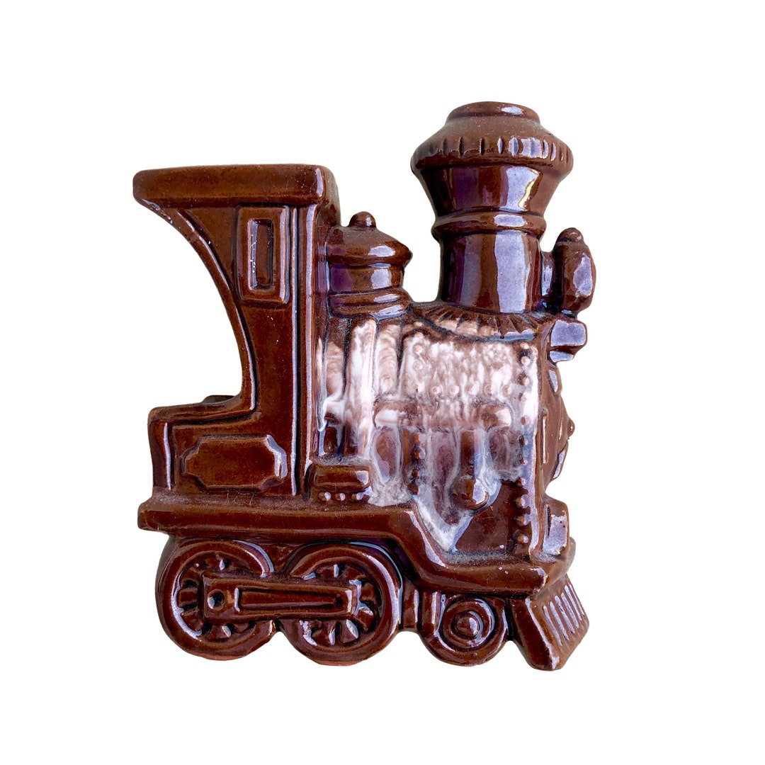Vintage 1950s/60s Ceramic Locomotive, Steam Engine Ashtray Souvenir ...