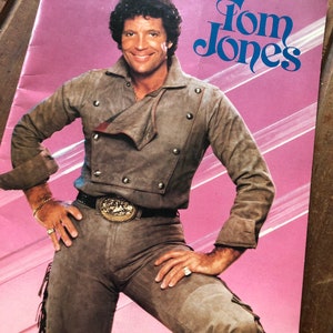 Vintage 1970's Tom Jones Fan Club Booklet | Etsy