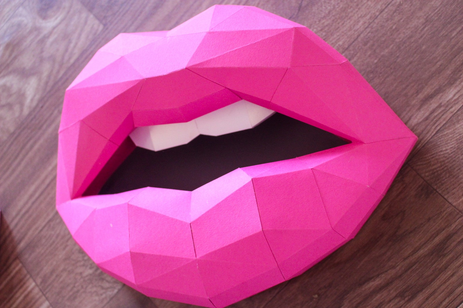 Pink Lip Wall Art | Makeup Wall Art | Lips Wall Art | Paper Lips ...