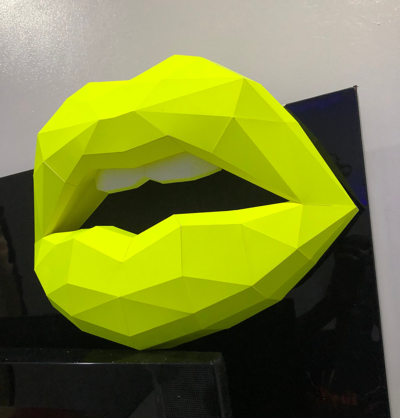 Neon Lip Art | Lips Wall Art | Dentist Gift | Neon Wall Decor | Lemon ...