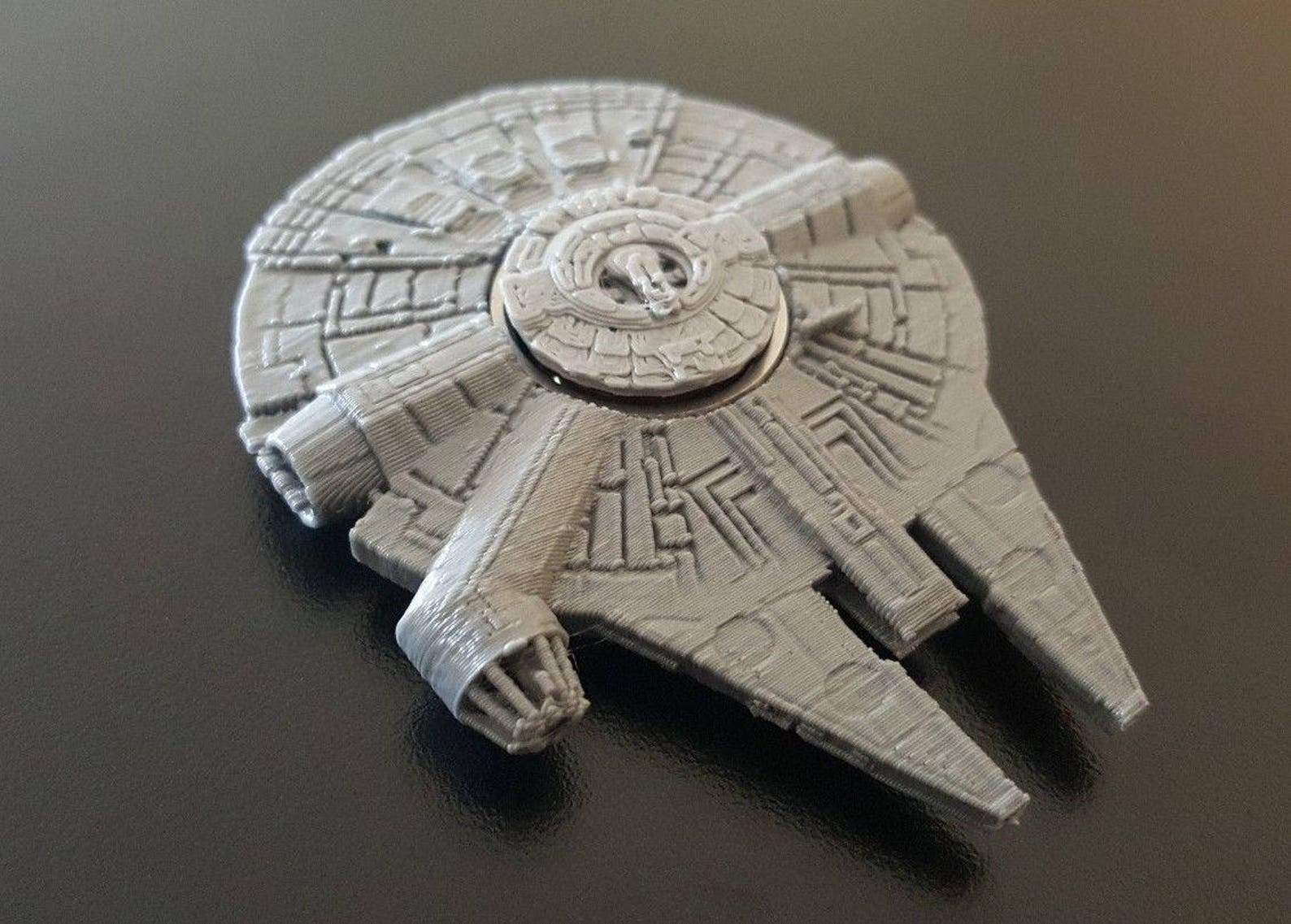 Custom Star Wars Millennium Falcon Fidget Spinner - EDC Desk Toy ...