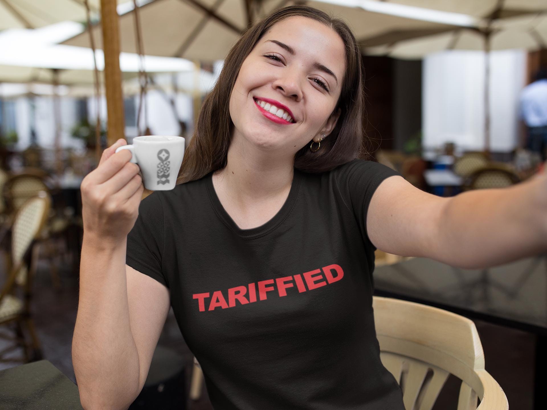 Tarrified T-shirt Lizzo, SNL, Tariffs - Etsy