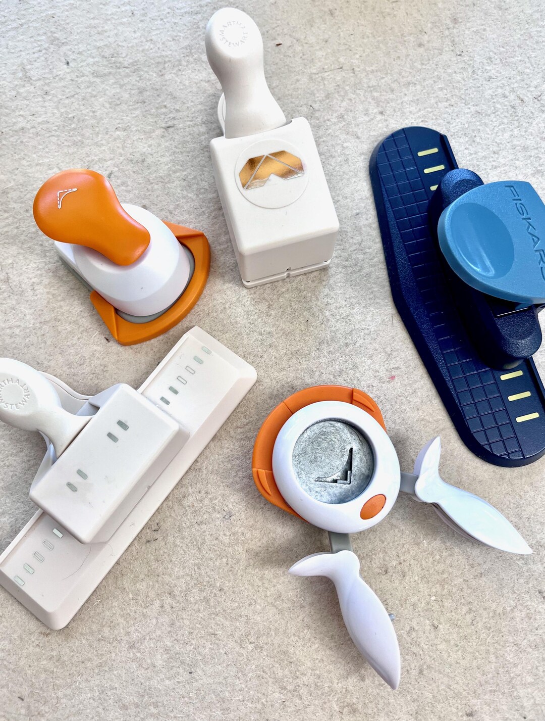 Fiskar Martha Stewart Paper Punches Craft Tool Ribbon Slot Photo Corner ...