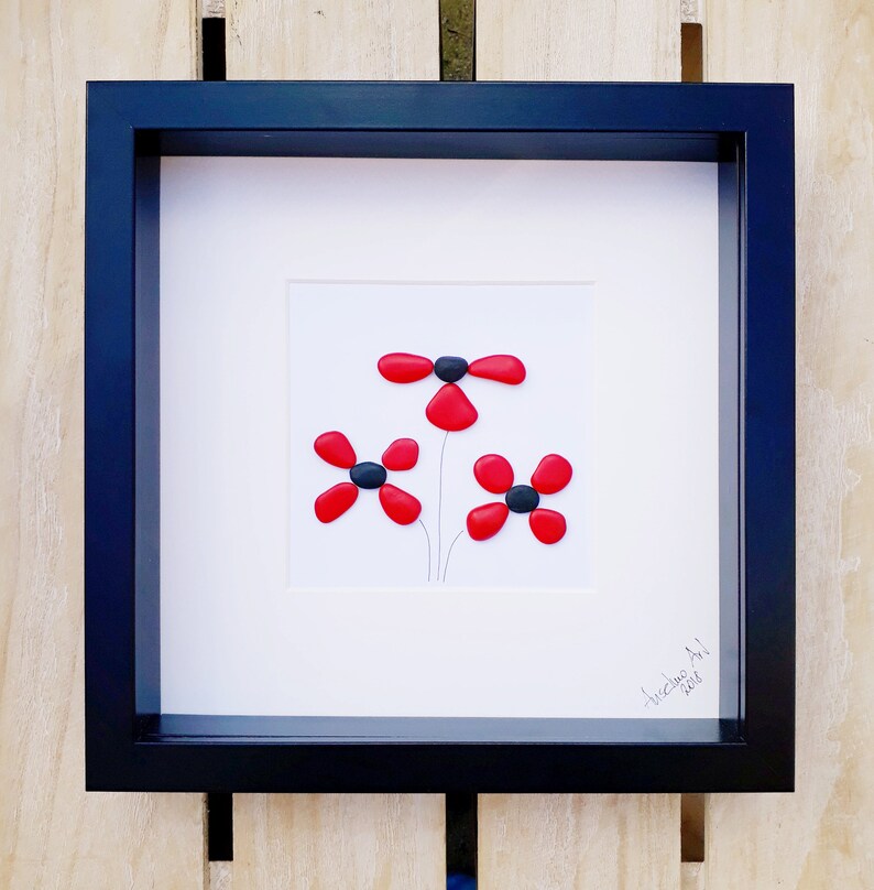 Poppies Pebble Picture, Poppy Pebble Art, Poppies Picture, Poppy Art ...