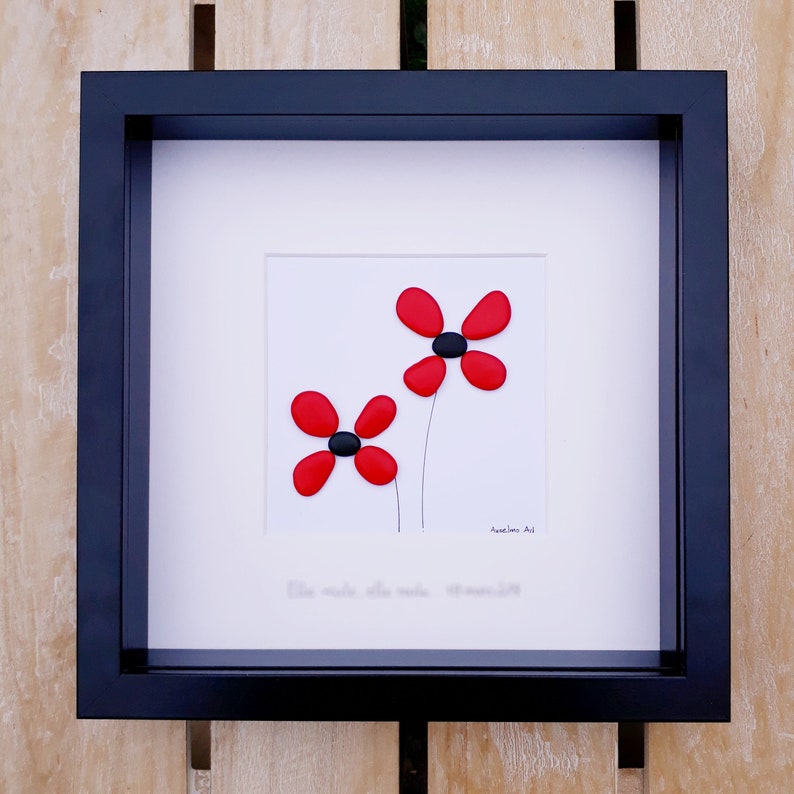 Poppies Pebble Picture, Poppy Pebble Art, Poppies Picture, Poppy Art ...