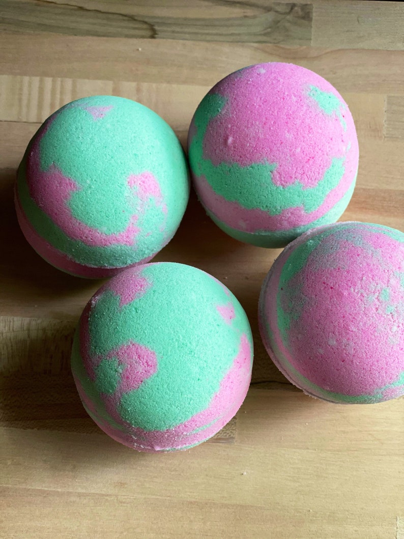 Spring Love Bath Bomb, Bath Fizzy, Gift for Her, BFF Gift, - Etsy
