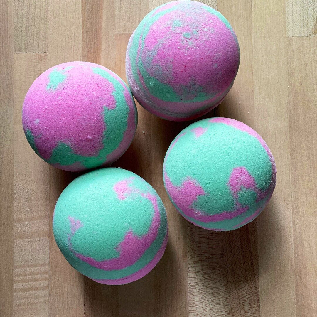 Spring Love Bath Bomb, Bath Fizzy, Gift for Her, BFF Gift, - Etsy