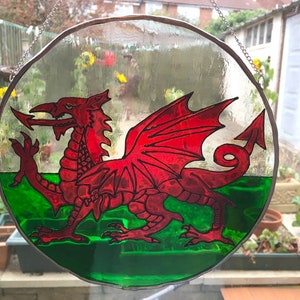 Welsh Dragon Stained Glass Suncatcher – Wales Flag, Rugby Fan Gift - Etsy