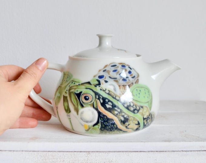Custom Porcelain Teapot-frog Decoration-handmade Pottery Teapot ...