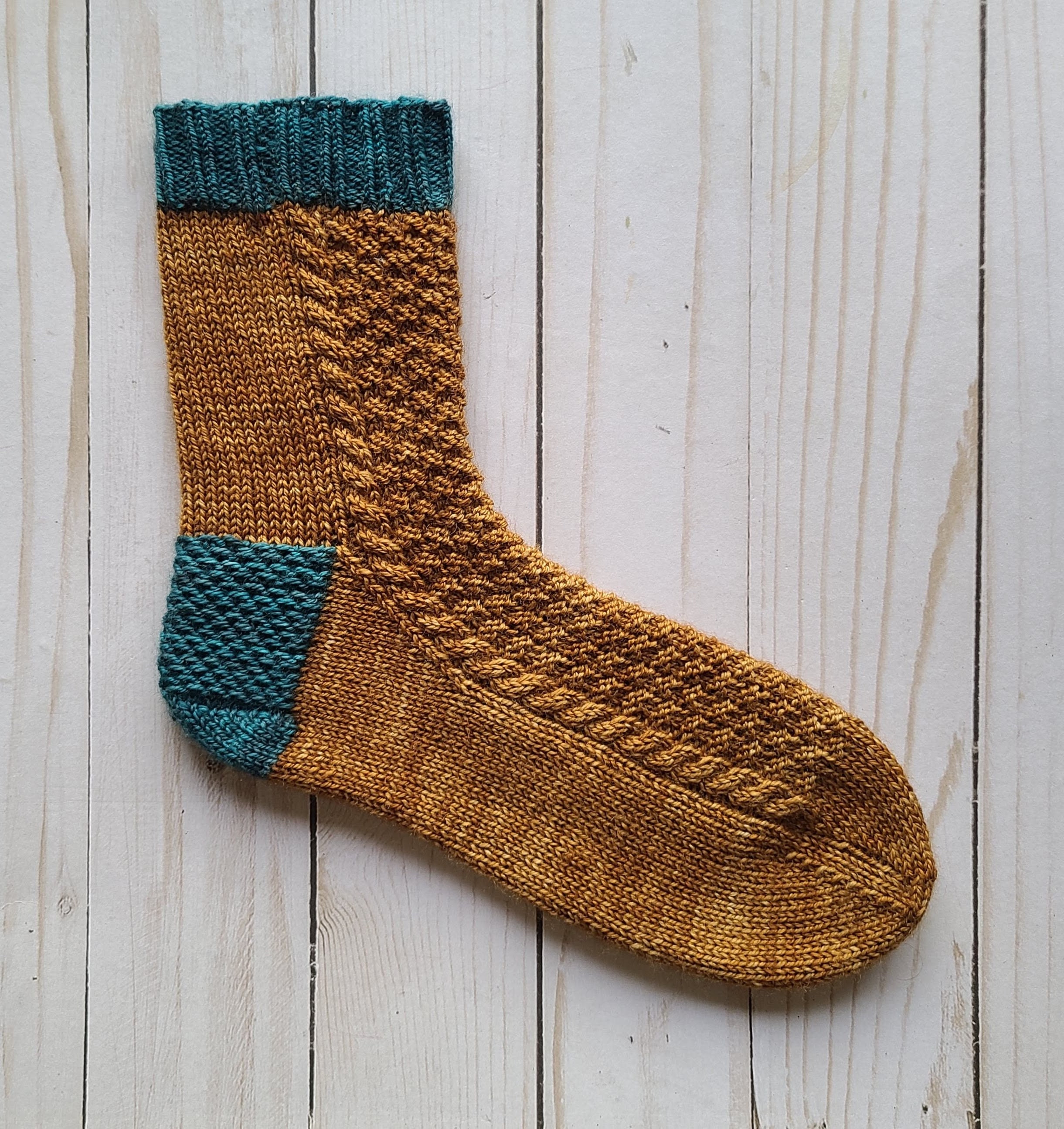 Winter Sun Socks Pattern Knitting Pattern Knit Socks - Etsy Canada