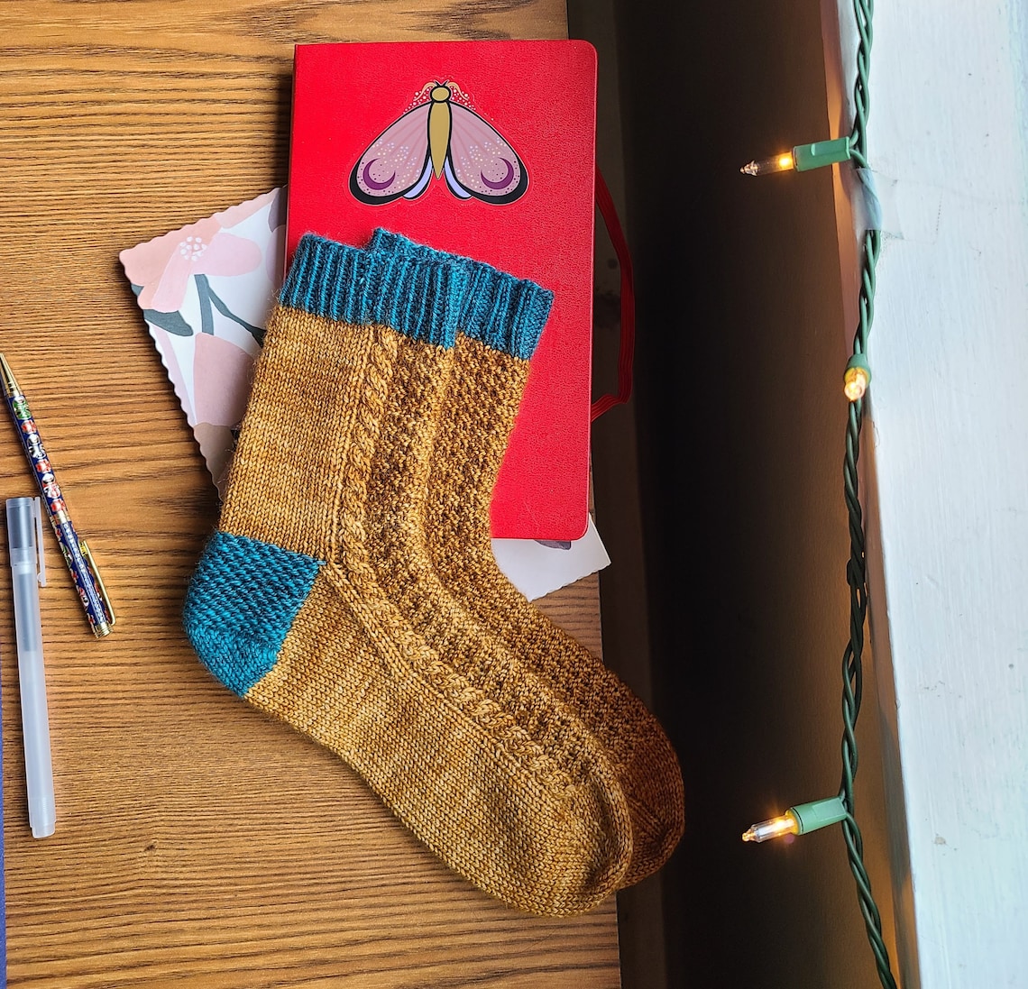 Winter Sun Socks Pattern Knitting Pattern Knit Socks - Etsy Canada