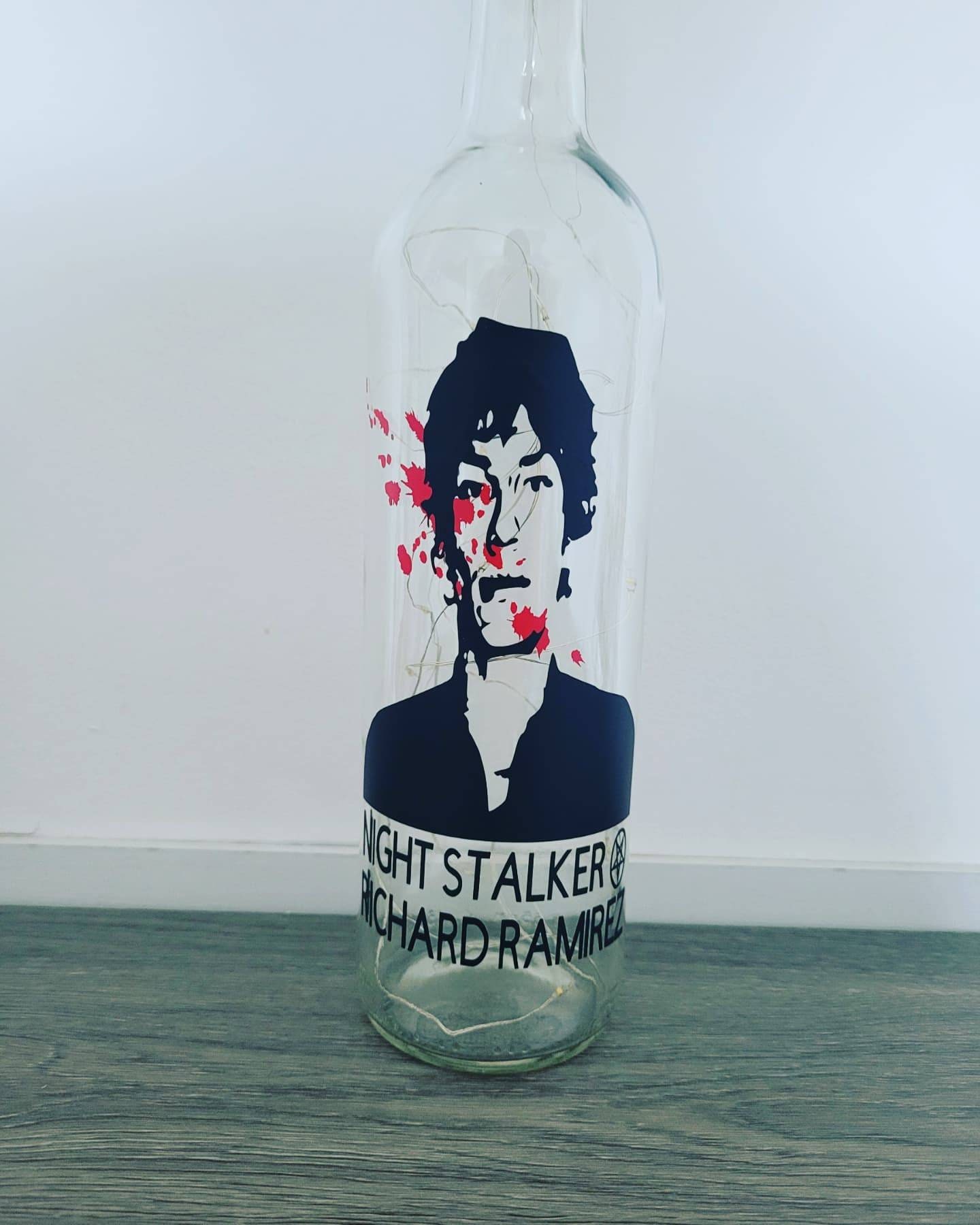 Serial Killer Bottles, Ted Bundy, Jeffery Dahmer, Richard Ramirez 22 ...