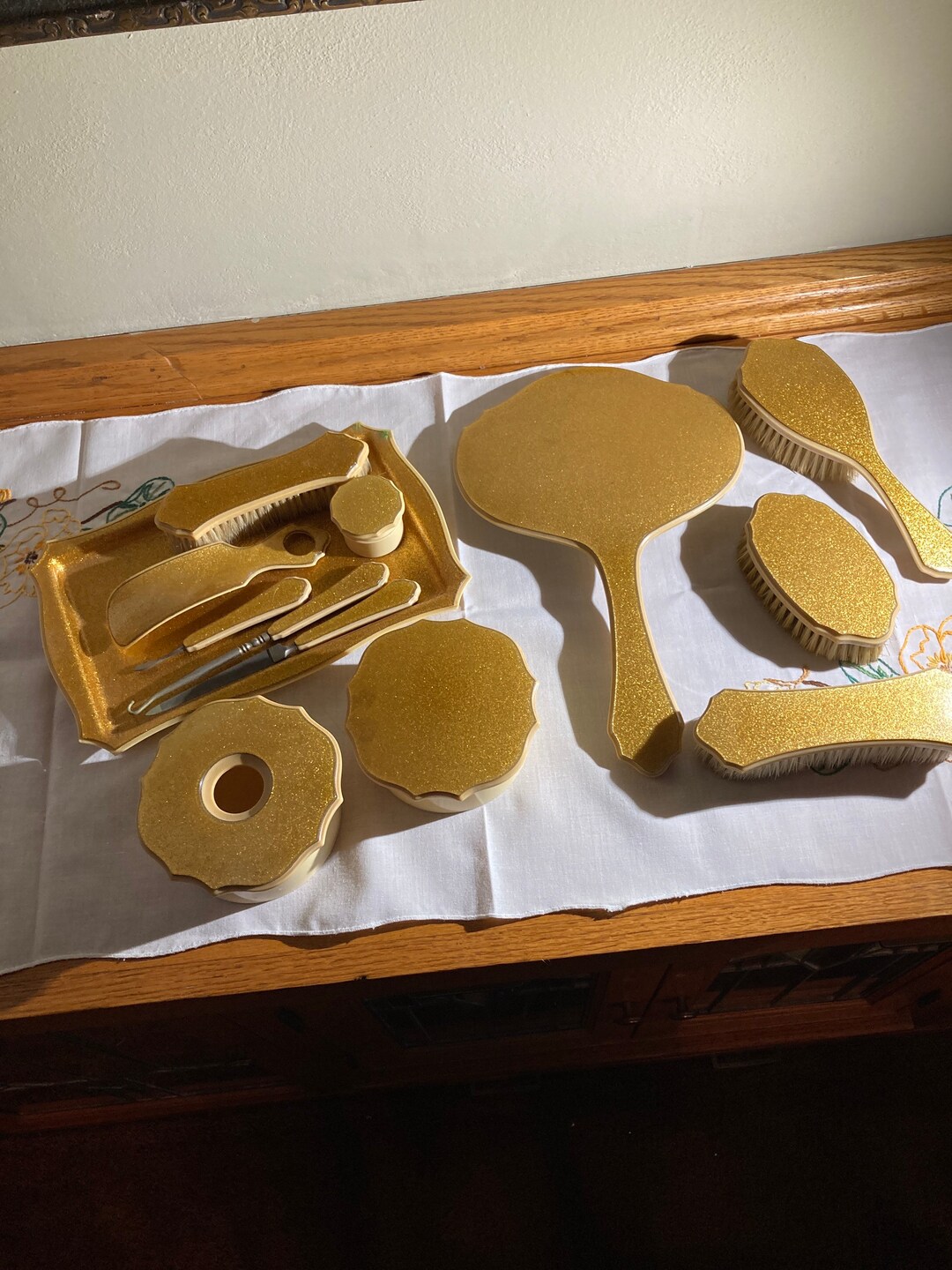 Vintage Gold Aleur, 26 Piece, Gold Sparkle and Ivory Celluloid Dresser ...