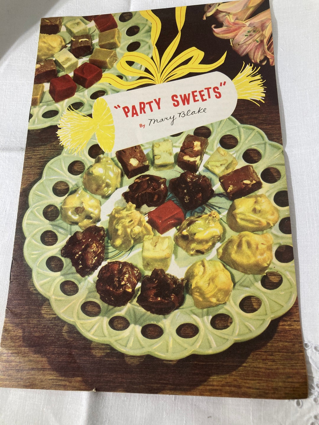 Party Sweets Vintage 1955 Carnation Recipe Booklet Fudge Sauce Icings ...
