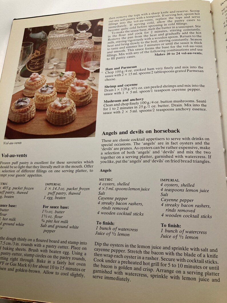 Vintage 1977, the St Michael, All Colour Cookery Book, Jeni Wright, HC ...