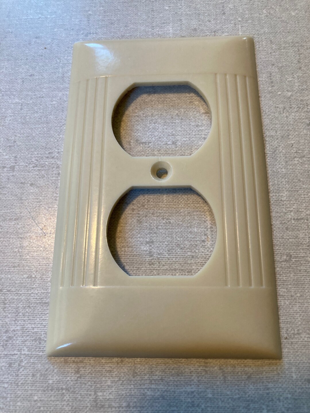 Bakelite, Sierra, Ivory Electrical Duplex Plate, Outlet, Vintage. - Etsy