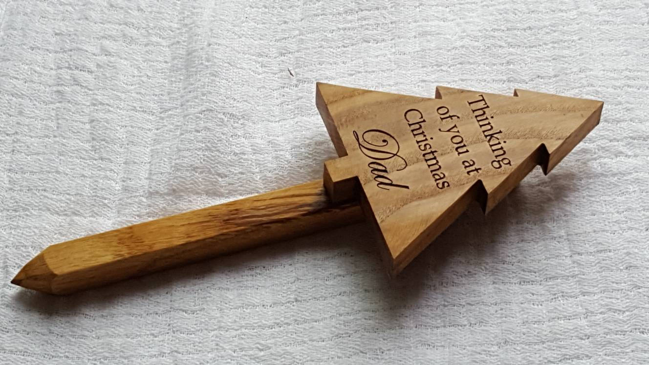 Personalised Oak Christmas Tree Memorial Plaque - Etsy UK