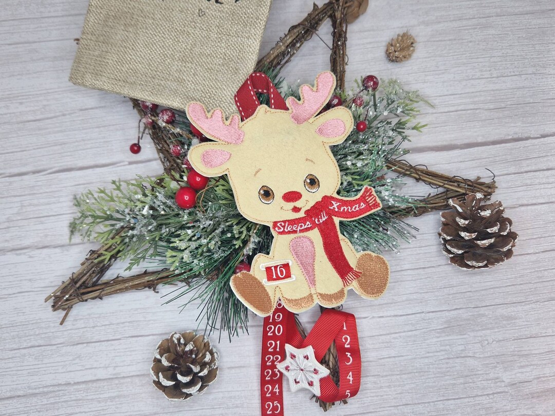 Reindeer Christmas Countdown Wall Hang With Sleeps Until Xmas, Reusable ...