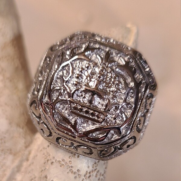 Large Signet Ring - Etsy