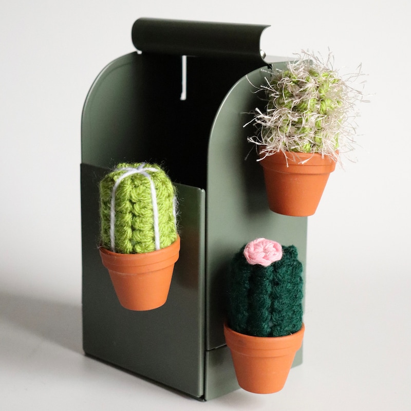 Crocheted Magnets - Etsy