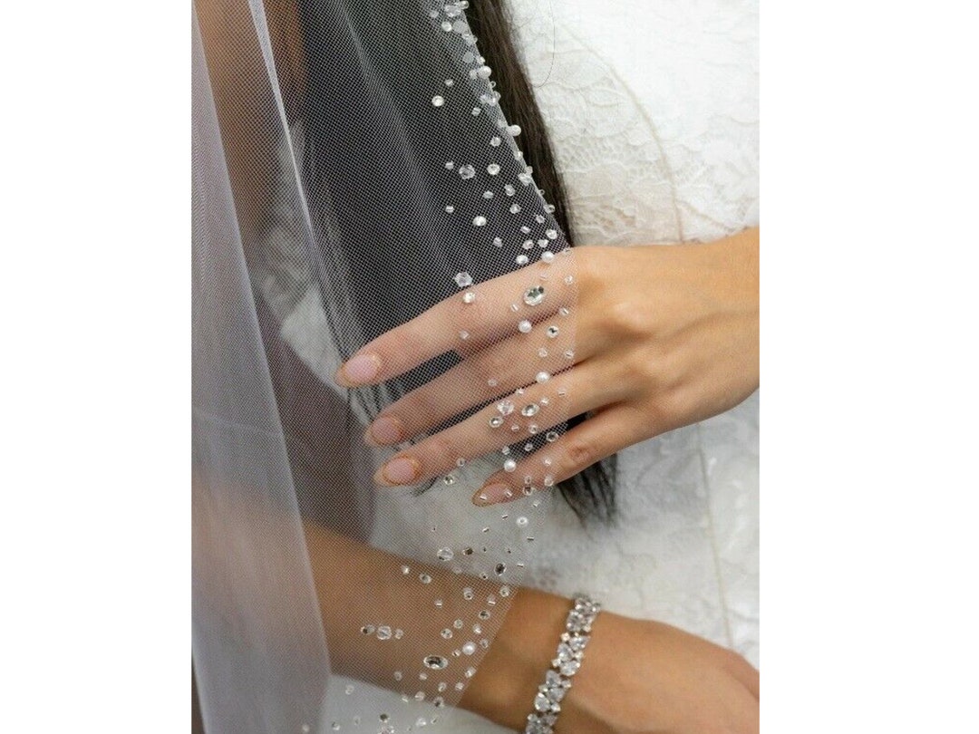 Bridal Veil With Rhinestones, Beaded Bridal Veil With Crystals Edge ...