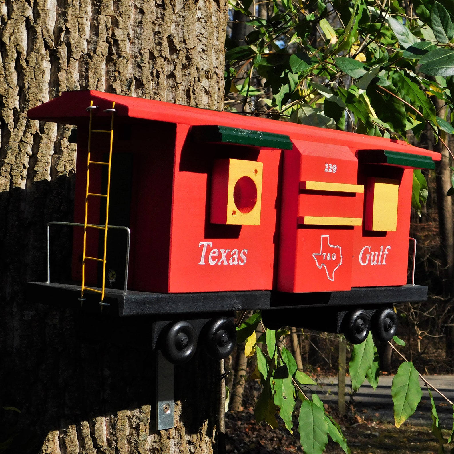 Texas and Gulf Railroad Caboose Birdhouse - Etsy