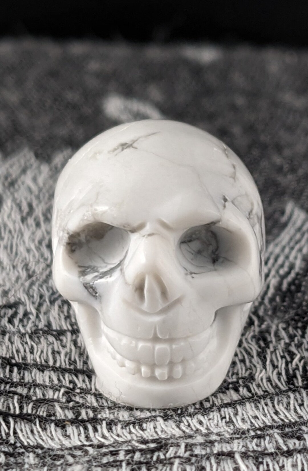 Howlite Skull, Crystal Skull, Skull, Howlite, Stone Skull - Etsy