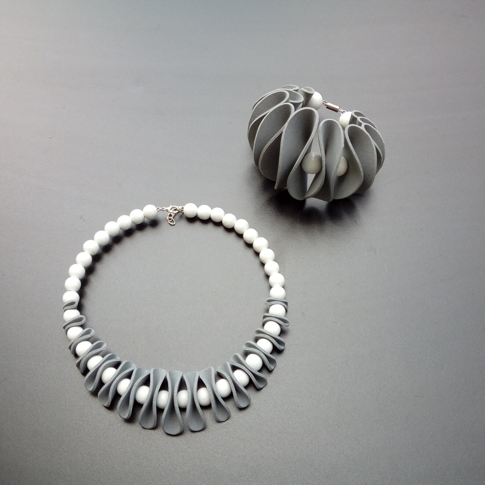 JEWELRY SET Gray Jewelry Set Gift for Her Wood Set - Etsy