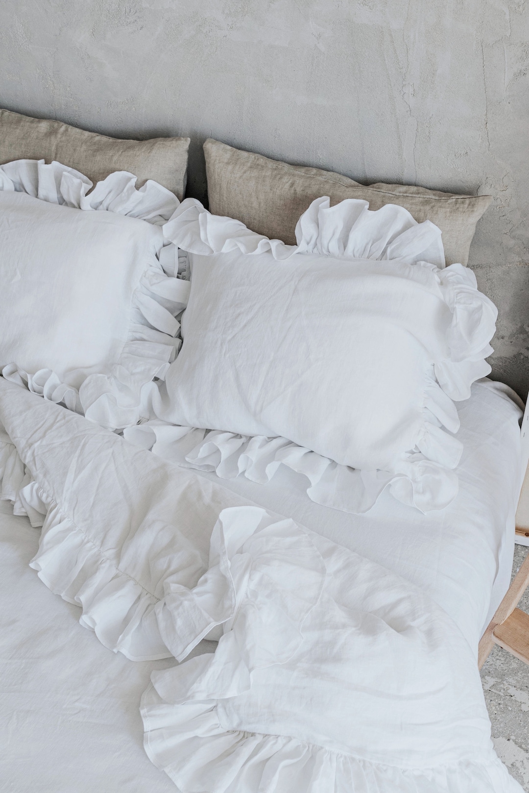 Beautiful Linen Ruffle Pillowcases Set From Soft Linen Fabric ...