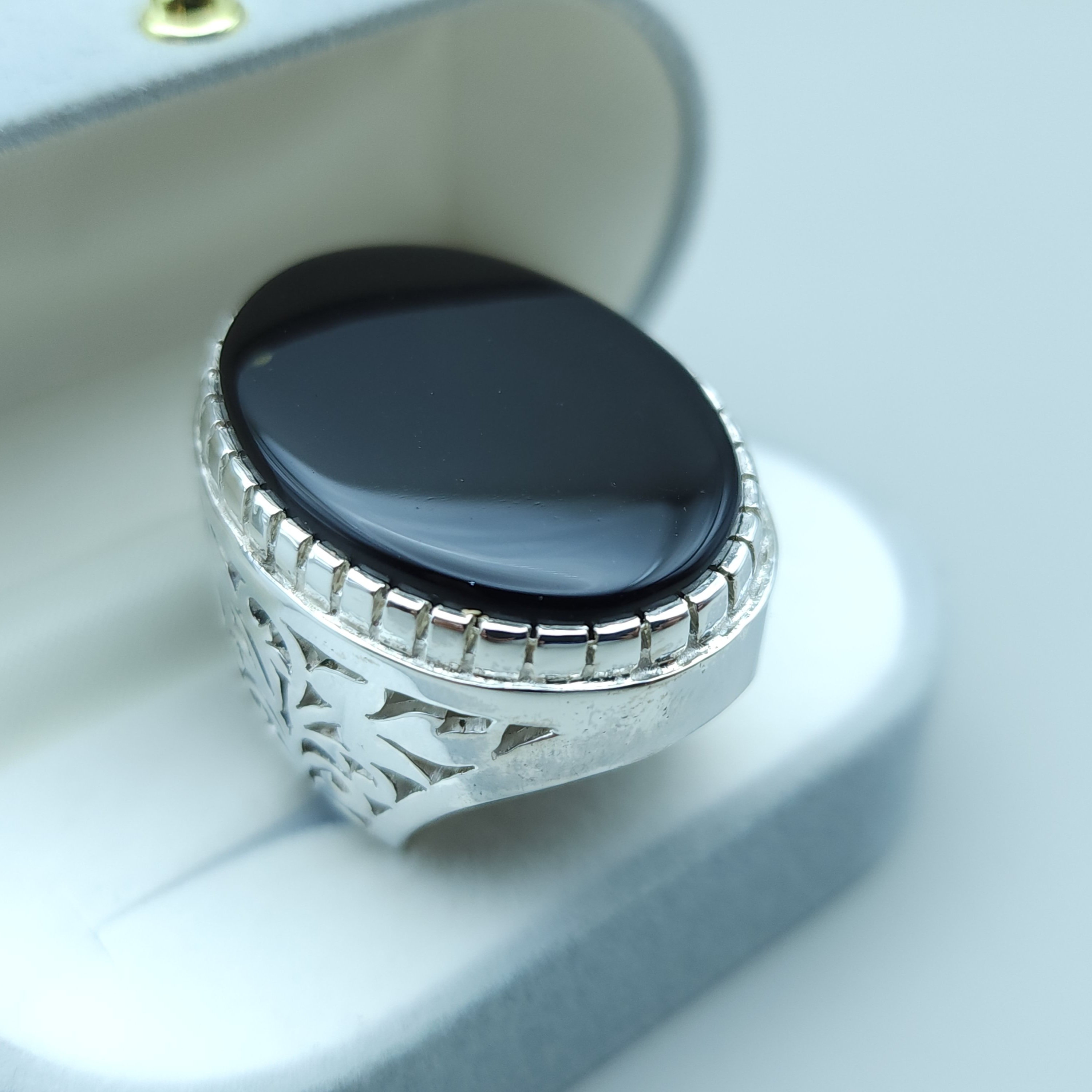 Real Yemeni Aqeeq Ring Kabadi Black Dark Deep Blood Red Aqeeq Ring Akik ...