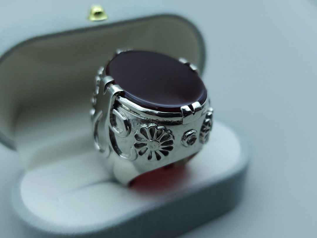 Nigel's Ring Design From the Movie Devil Wears Prada Carnelian Aqeeq ...