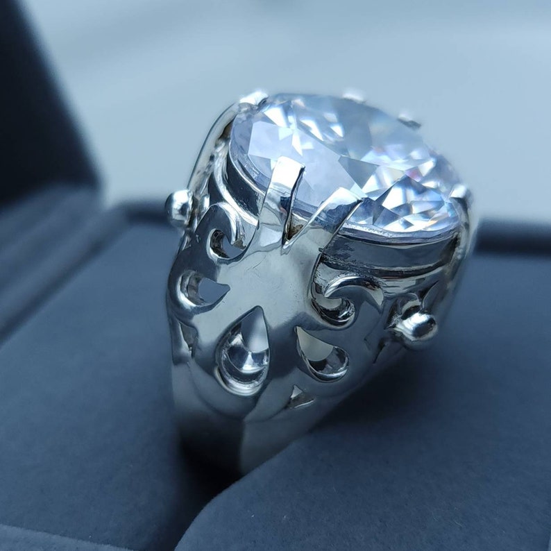 Nigel's Ring Design From the Movie Devil Wears Prada Zircon Stone Ring ...