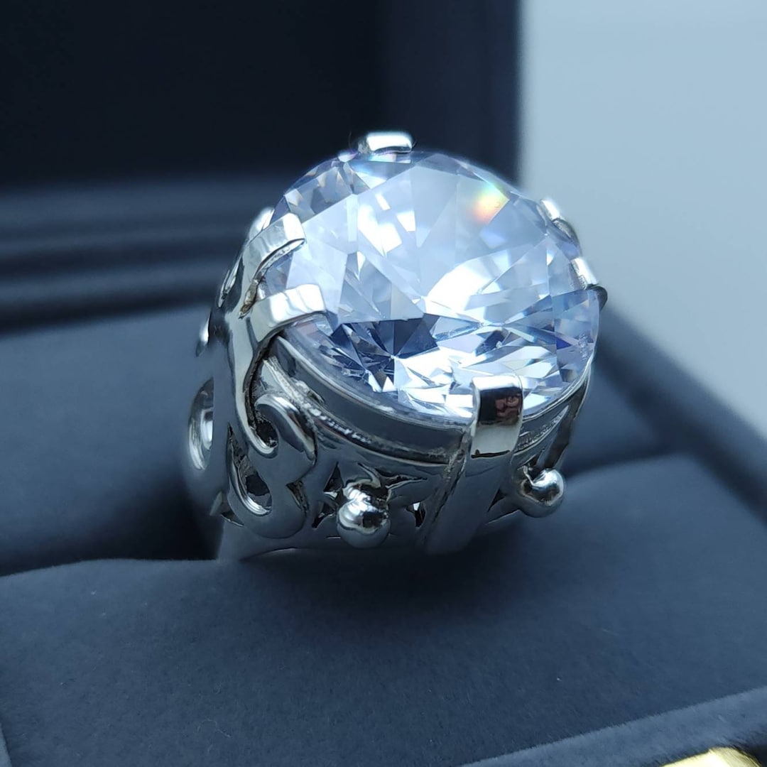 Nigel's Ring Design From the Movie Devil Wears Prada Zircon Stone Ring ...