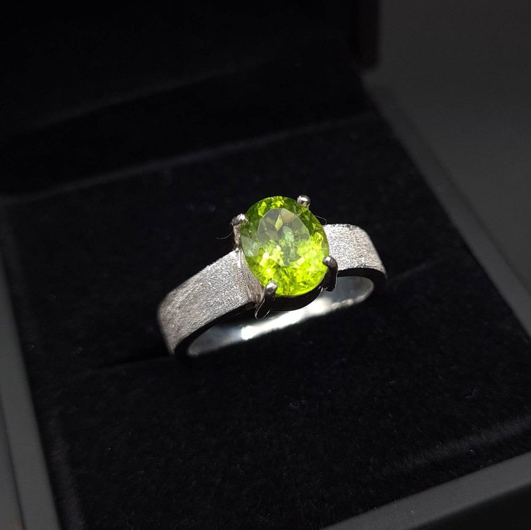 Natural Peridot Ring for Men and Women Unisex Pakistan Peridot Stone ...