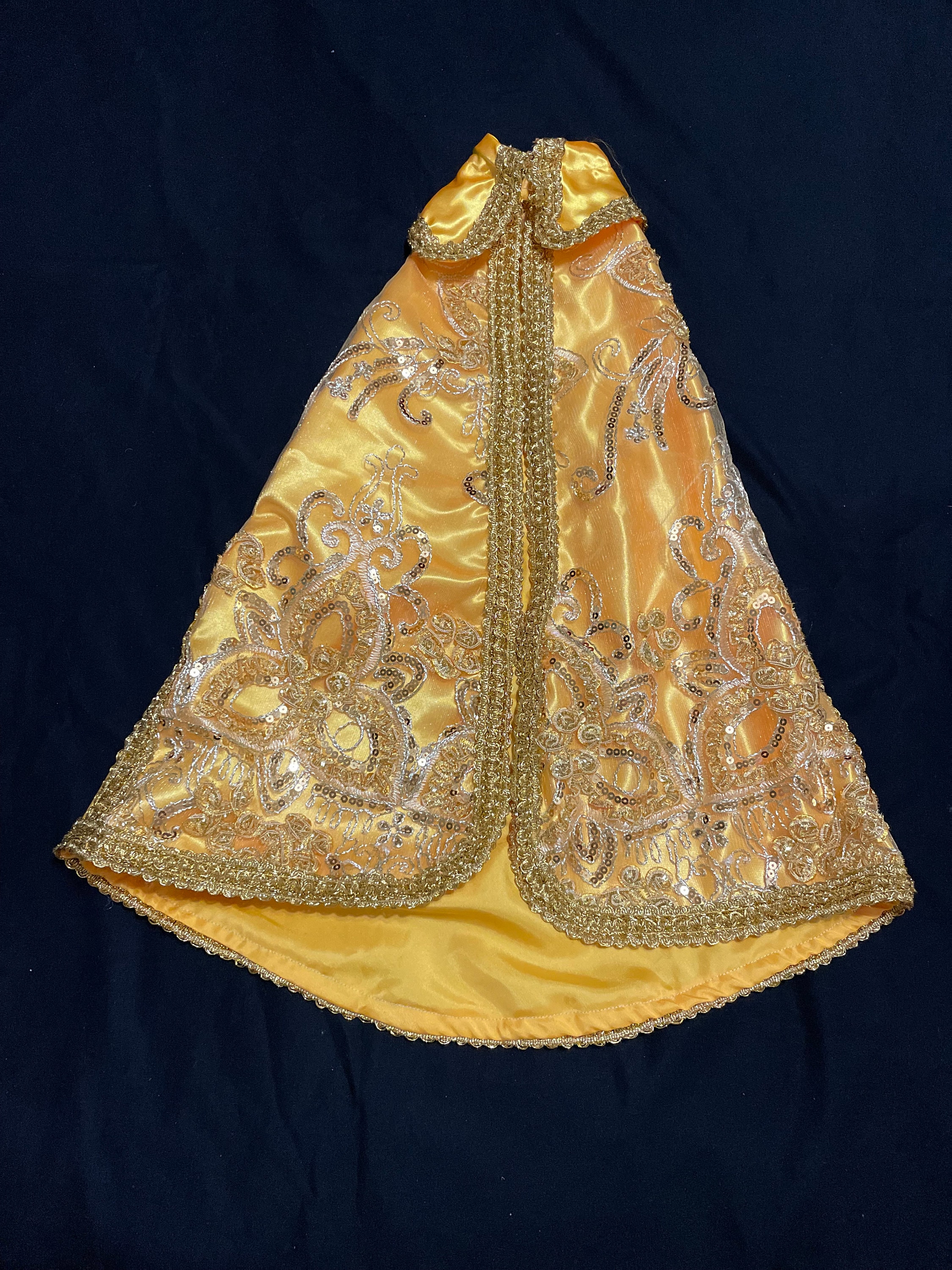 Capas Para Todos Los Santos Y Medidas / Capes for All Saints and Sizes ...