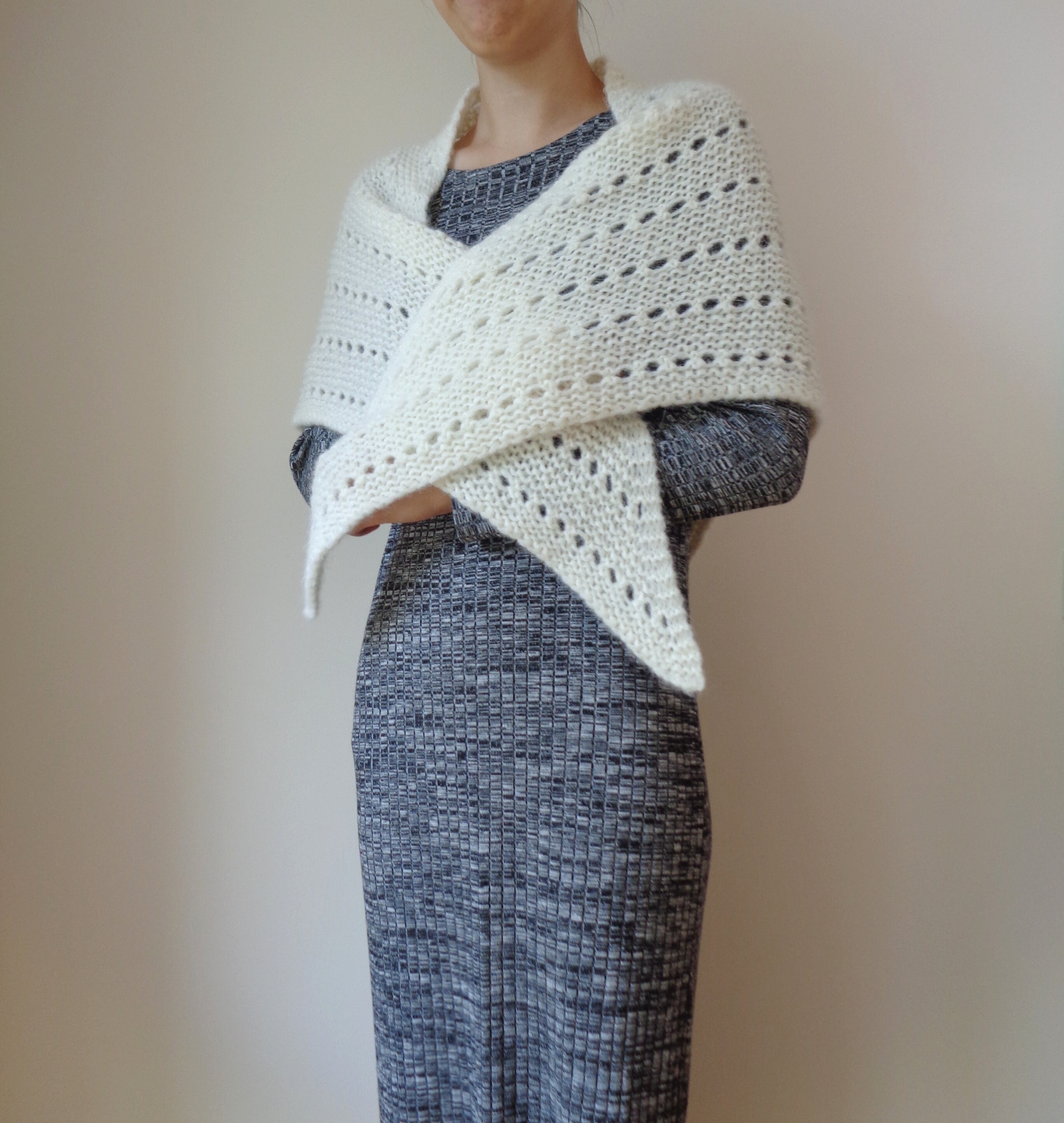 Chal de bufanda de alpaca Chal de triángulo blanco apagado - Etsy España