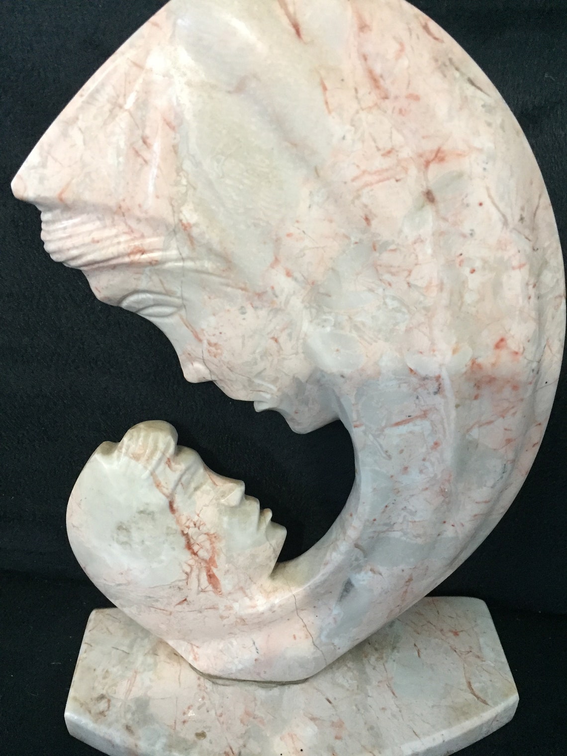 Vintage Sculpture of a Mother and Her Son Carved in Pink Marble / Table ...
