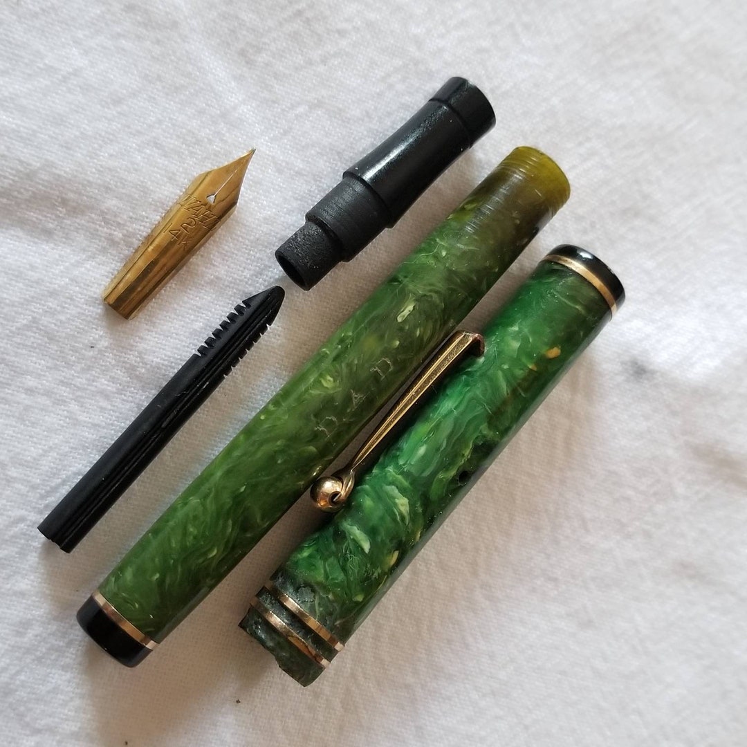 Wahl Slender Fountain Pen Jade Green 2 14k Nib Vintage Fountain Pens ...