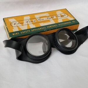 Vintage MSA Mine Safety Appliances Company Clear Vision Gas Tight ...
