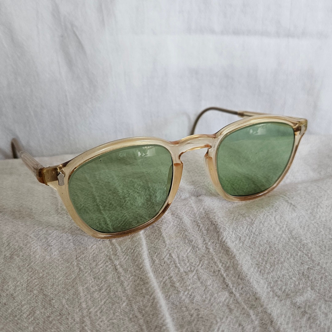 Vintage American Optical P3 Panto Style Fleshy/orange Translucent ...