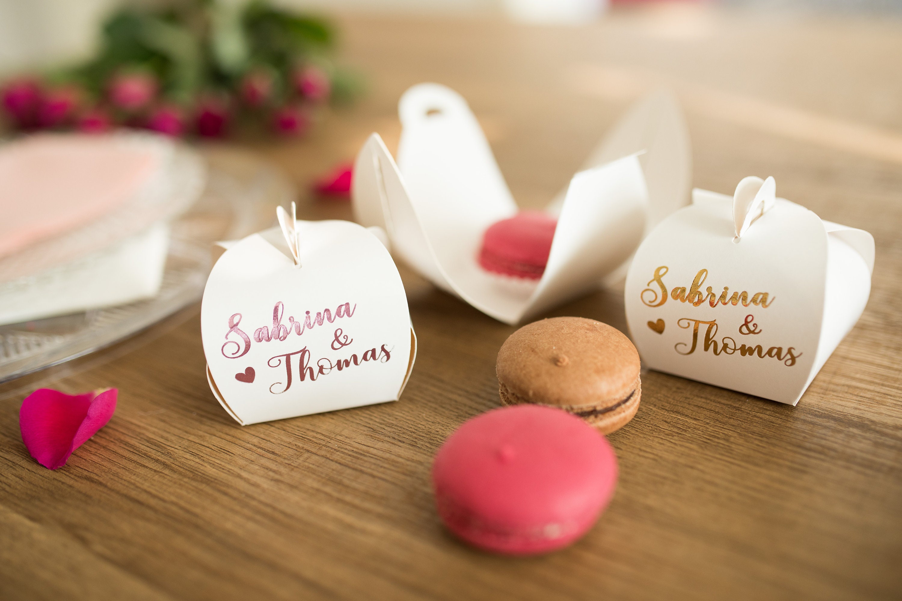 30 Personalized wedding favor boxes for guests Gold foil | Etsy