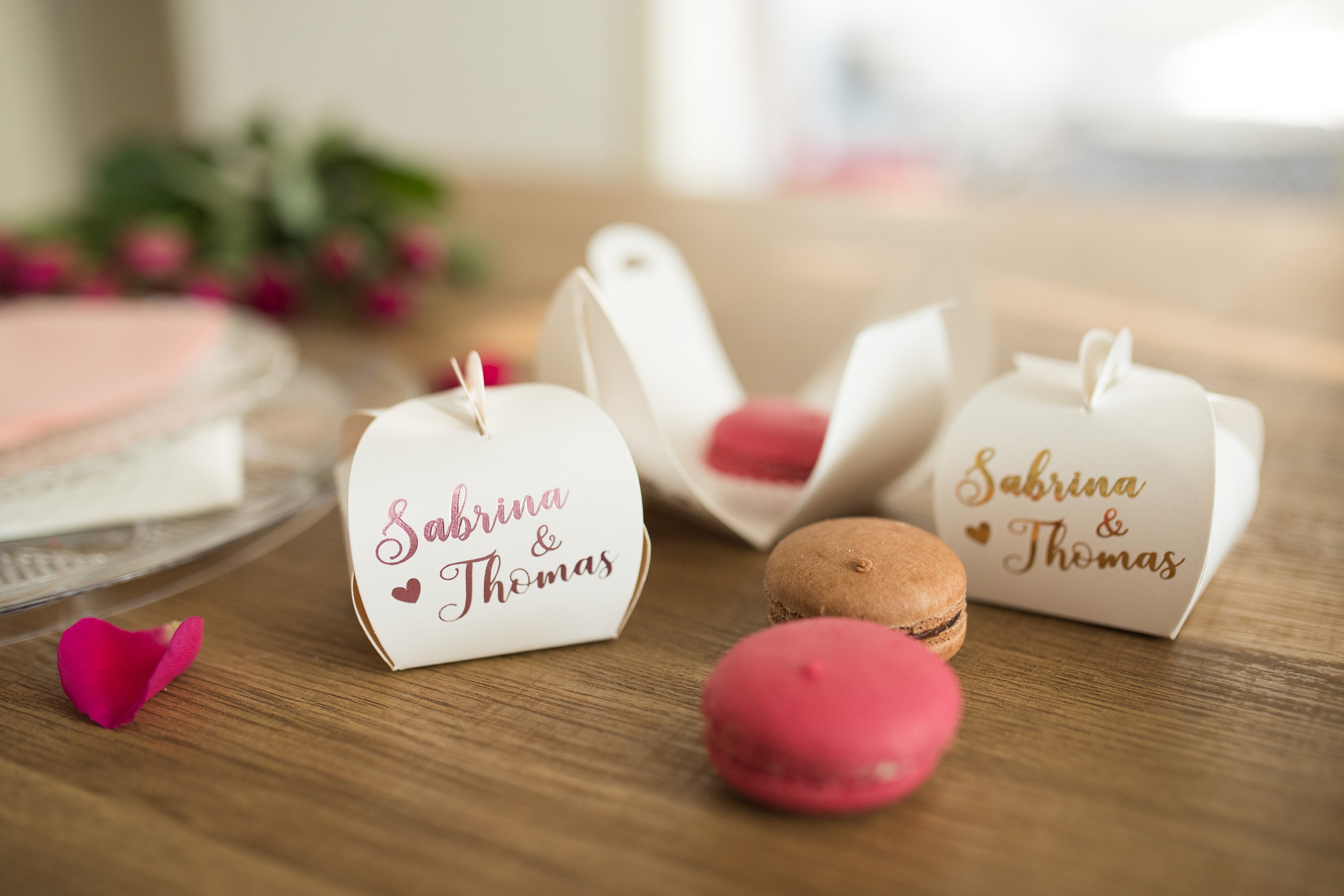 30 Personalized wedding favor boxes for guests Gold foil | Etsy