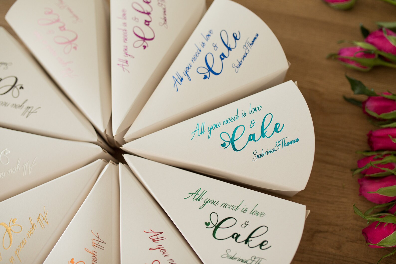 30 Personalized Wedding Cake Boxes for Guests, Gold Foil, Personalized ...