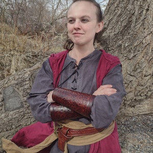 Short Surcoat Sleeveless Robe - Etsy