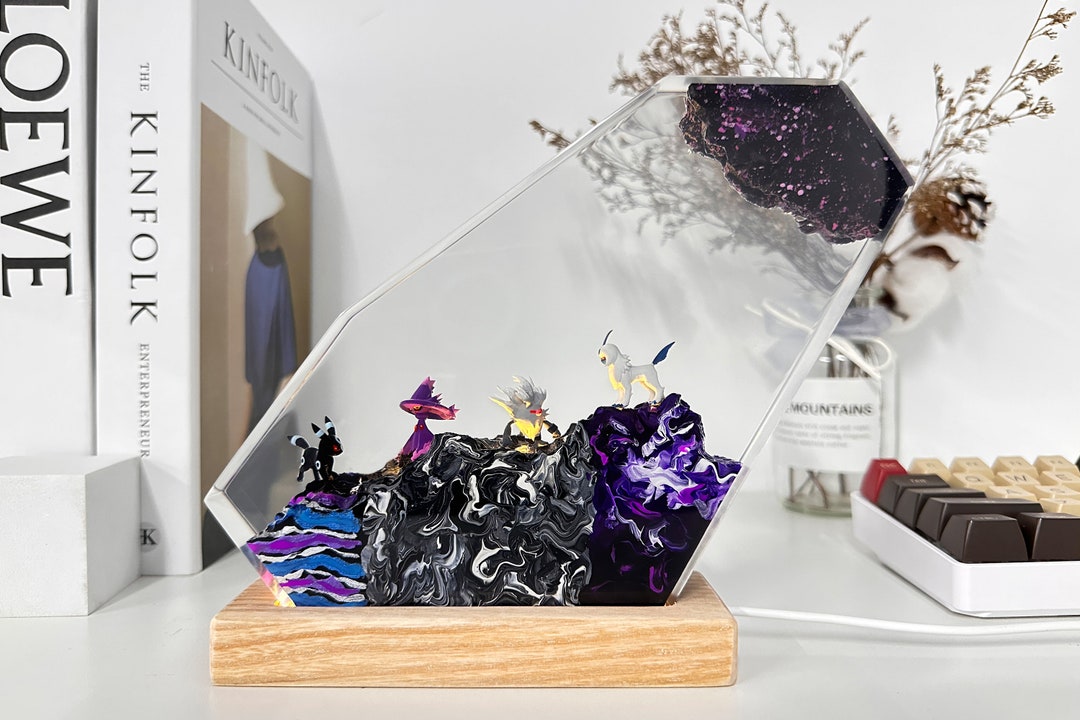 Umbreon Shiny Pokemon Lamp, Custom Pokemon Lamp, Resin Lamp, Resin ...