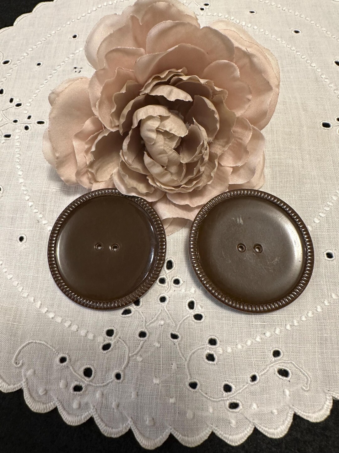 Vintage Buttons - Large Brown Bake-a-lite Set of 2 - Etsy
