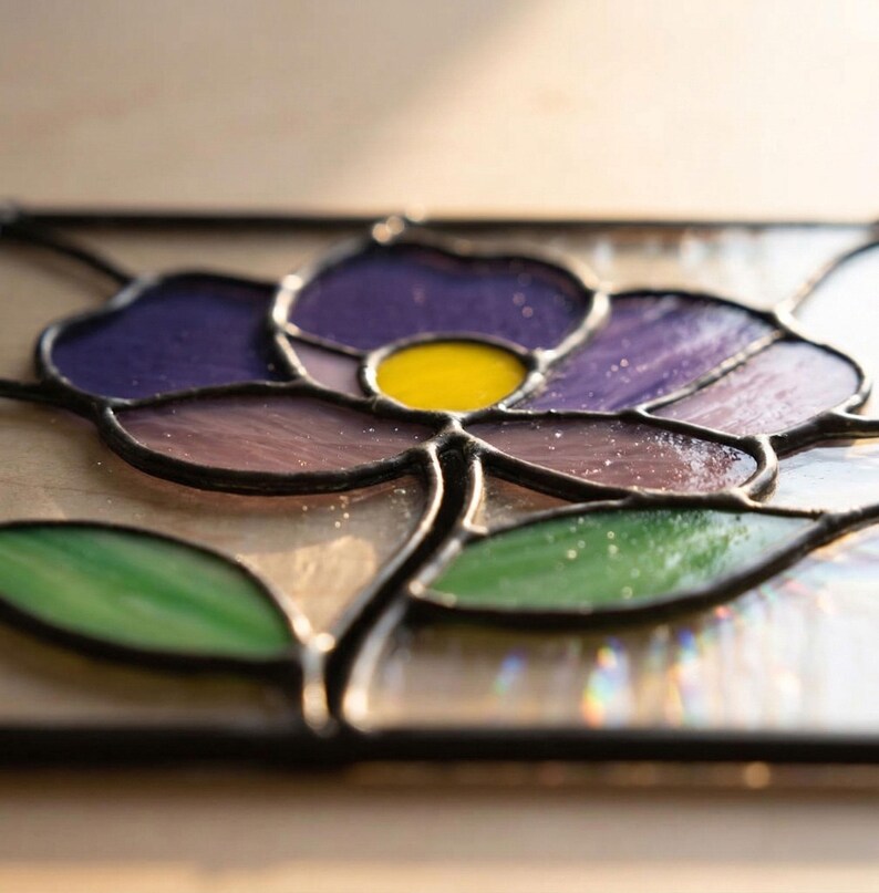 Simple Flower Stained Glass Pattern: Floral Suncatcher Template (PNG ...
